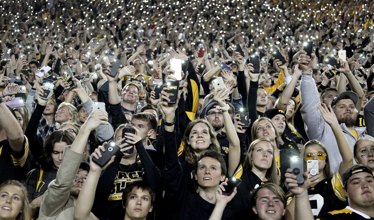 Iowa Hawkeyes Fan Rankings | Best Fans Iowa Hawkeyes